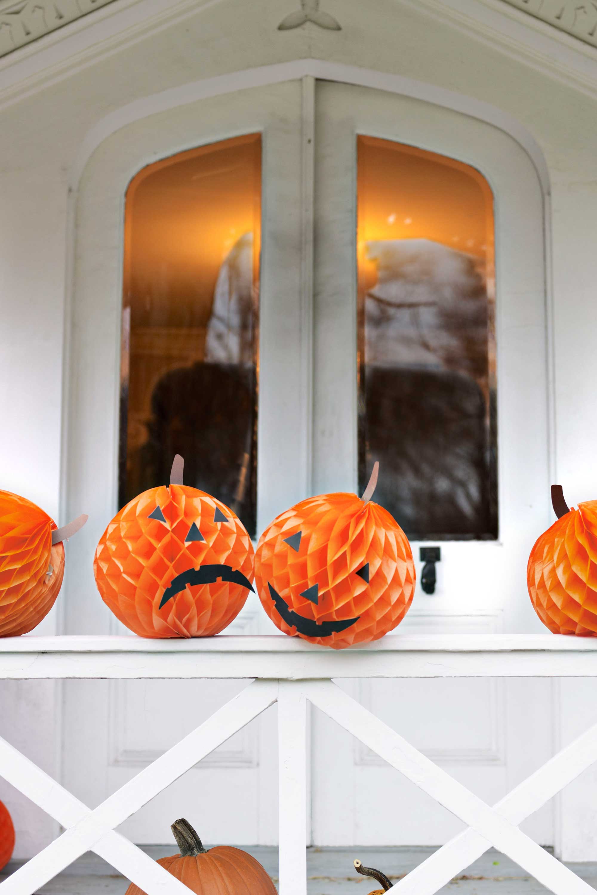 Easy DIY Halloween Decorations Homemade Do It Yourself Halloween Easy DIY Halloween Decorations Homemade Do It Yourself Halloween