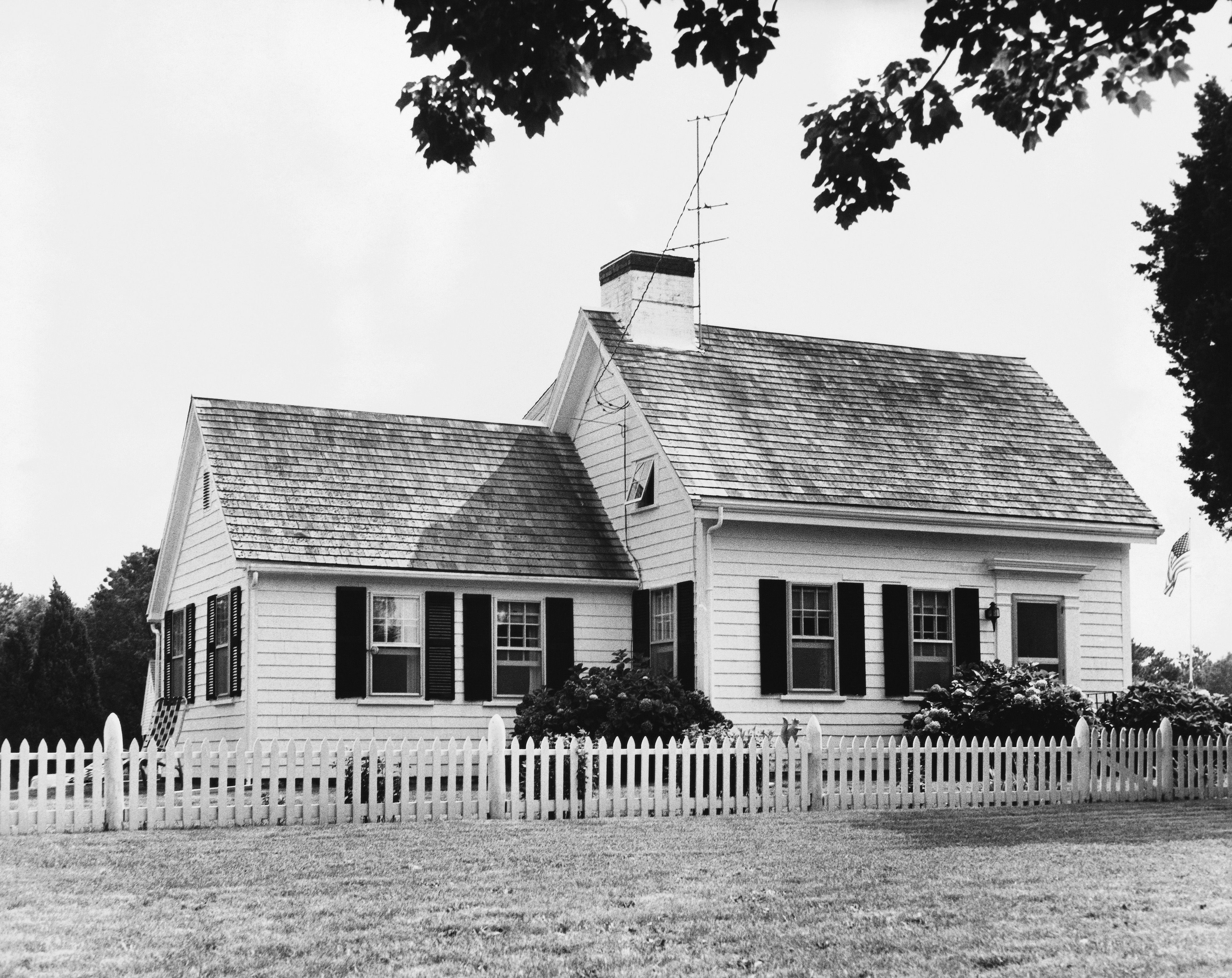 18th Century Cape Home An Epsom, New Hampshire, Couple Took Their