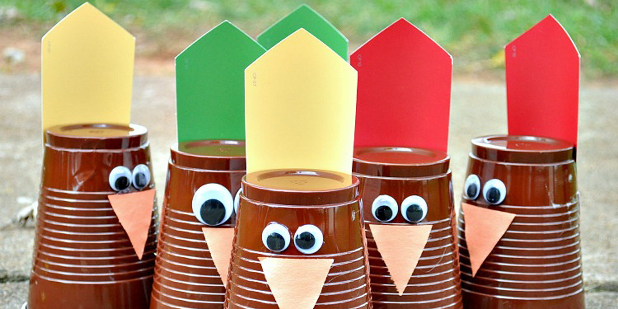 10 Fun Thanksgiving Games For Adults And Kids Best DIY Games To Play