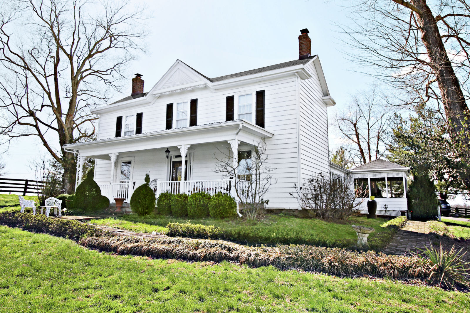 Victorian Style Homes Farmhouse What Is A Victorian Style Home In
