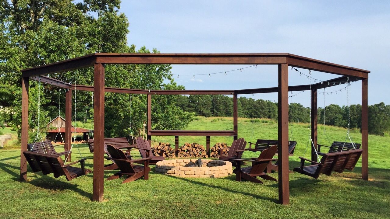 Outdoor Fire Pit With Swings This DIY Backyard Pergola With Swings Is