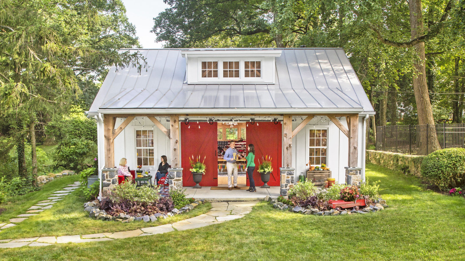 Take a Peek Inside This "Party Barn" Designed for Hosting Epic Backyard ...